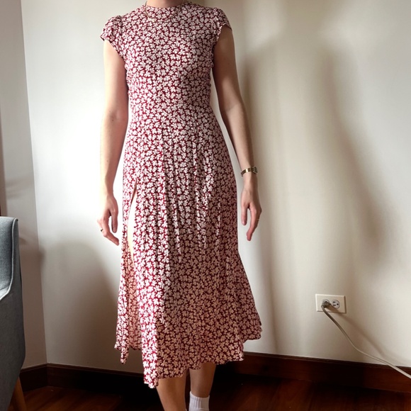 Reformation | Dresses | Reformation Gavin Dress Red Floral Pattern ...